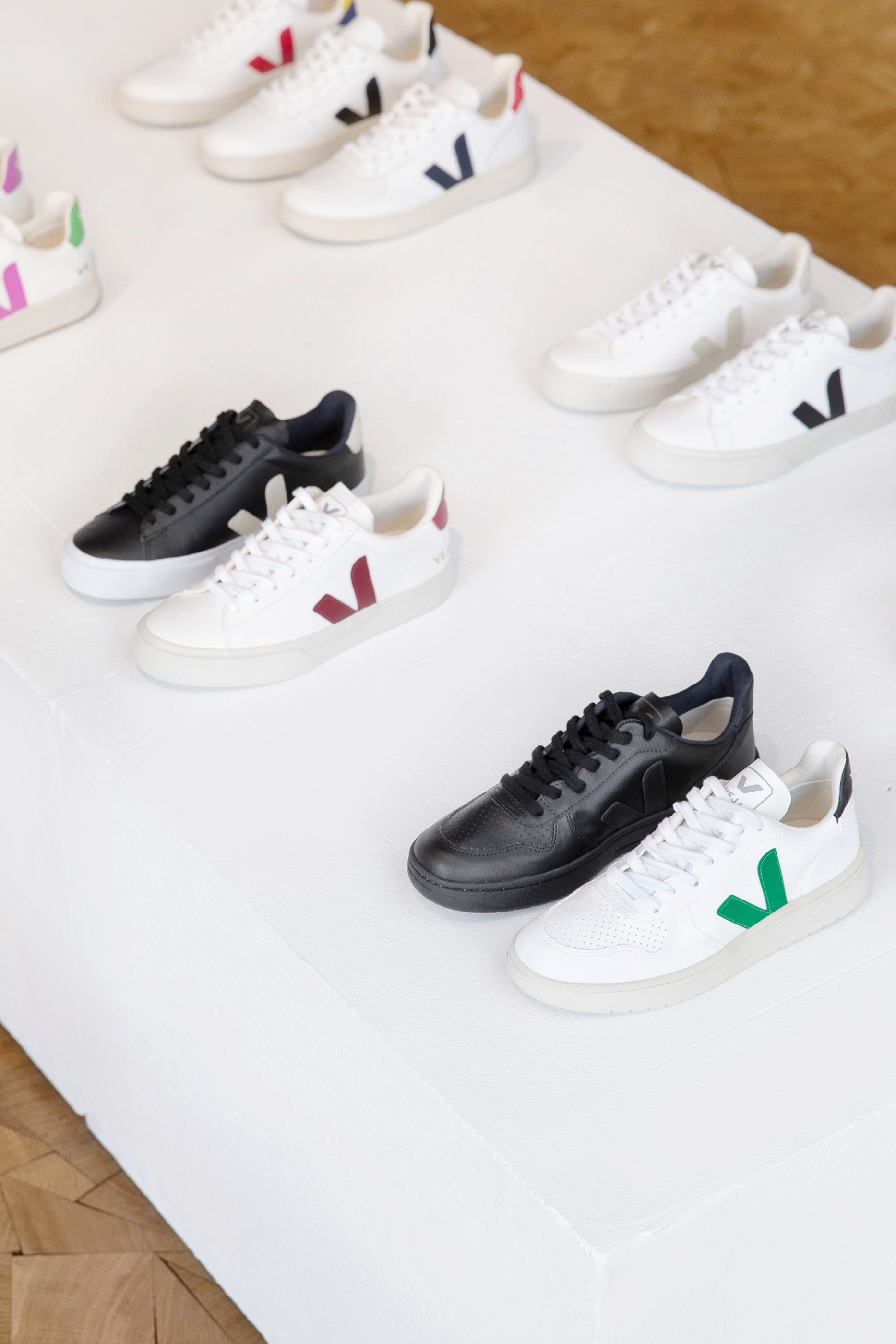 VEJA unleashes its first store worldwide - AvenuePR